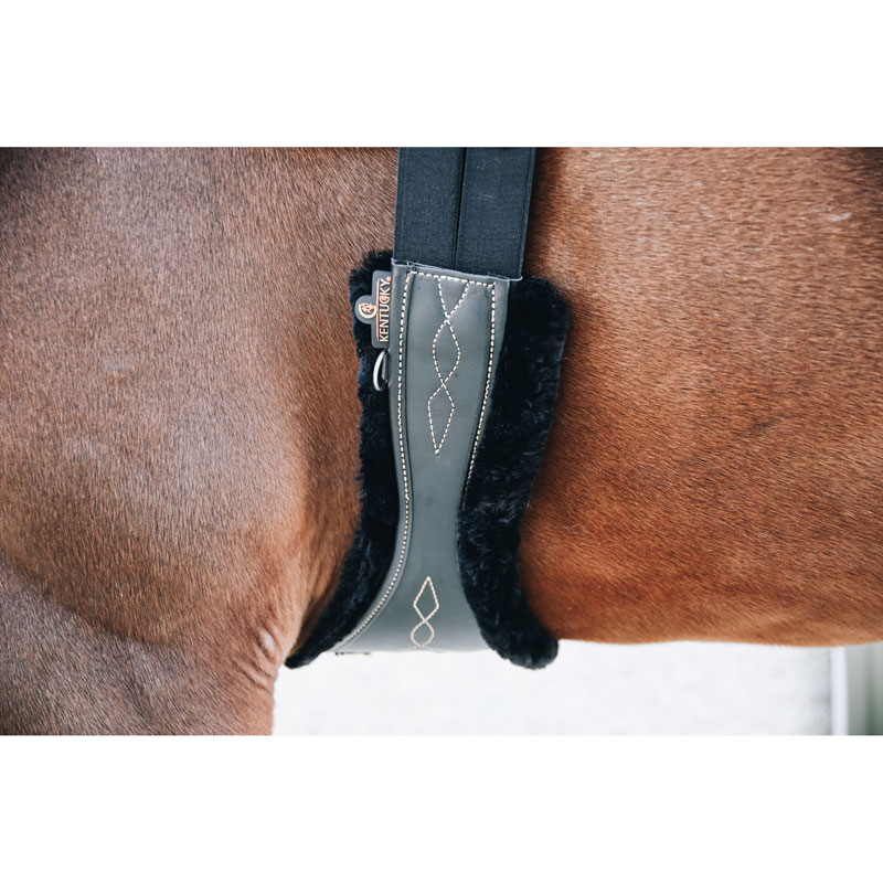 Kentucky Horsewear Replacement Sheepskin Anatomic Girth Cover UK | Just ...